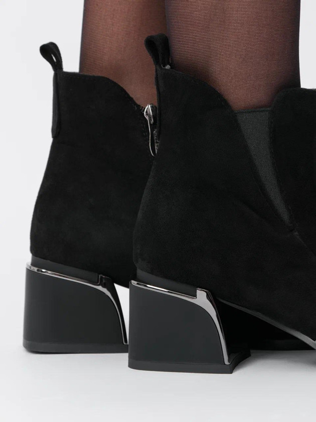 ᐈ Qadınlar üçün qısa botlar Raffelli Y-741-2, qara, zamşa, ölçü 39 ...