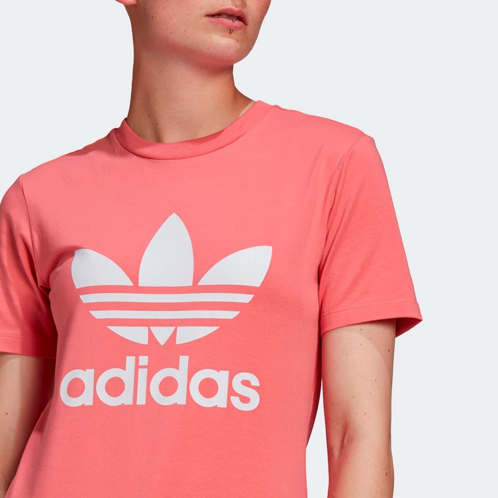 Футболка женская Adidas Trefoil GN2907, розовый, размер 42/L - купить в ...