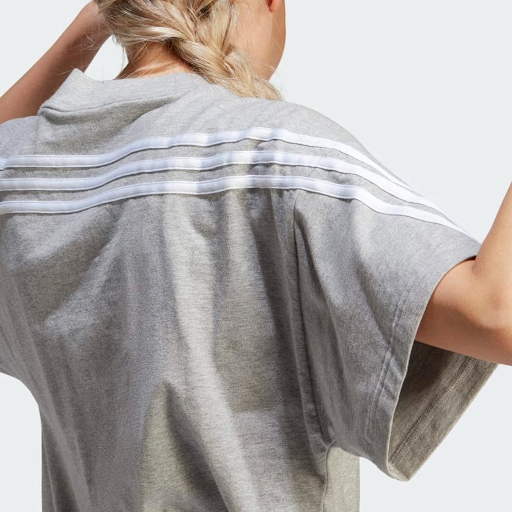 Qadınlar üçün futbolka Adidas IB8518, boz, ölçü M - Qiymeti, Bakıda ...